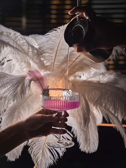 Bangkok: Aperitivo Free-Flow Alcohol at W Lounge - Breakdown of the Experience