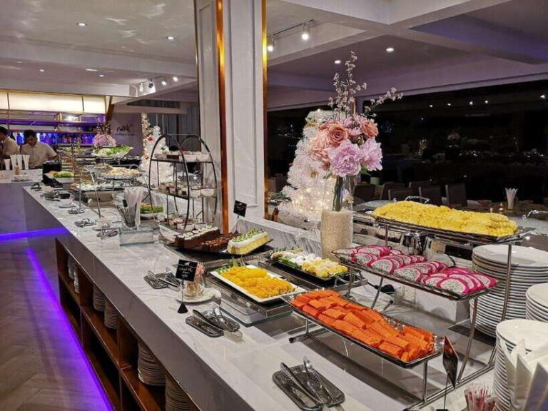 Bangkok: Chao Phraya River Meridian Cruise with Buffet - Authentic Perspectives from Travelers