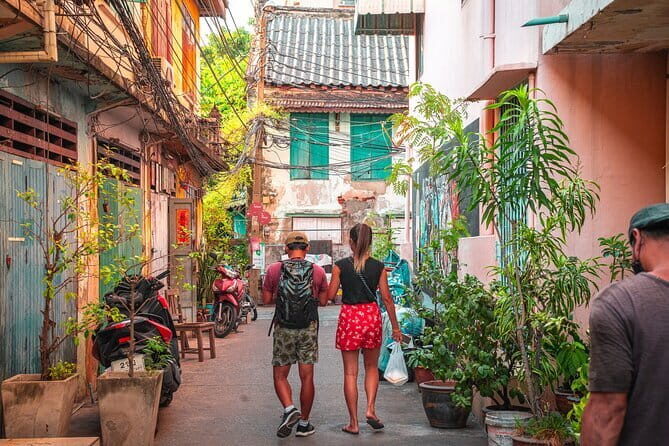 Bangkok Evening Food Tour by Tuktuk - What Makes This Tour Stand Out?