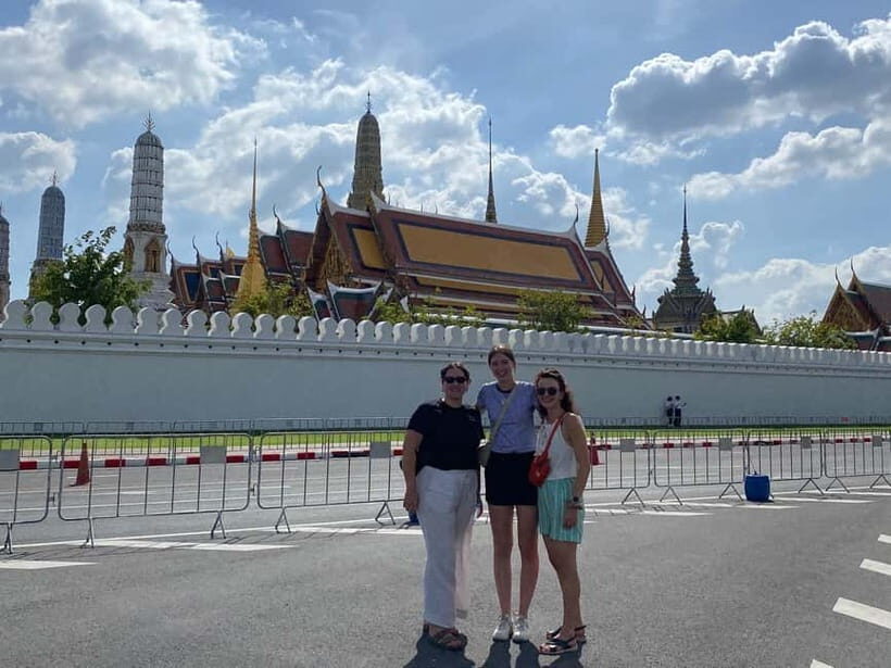Bangkok: explore Wat Pho + tuk tuk sightseeing - Who Would Love This Tour