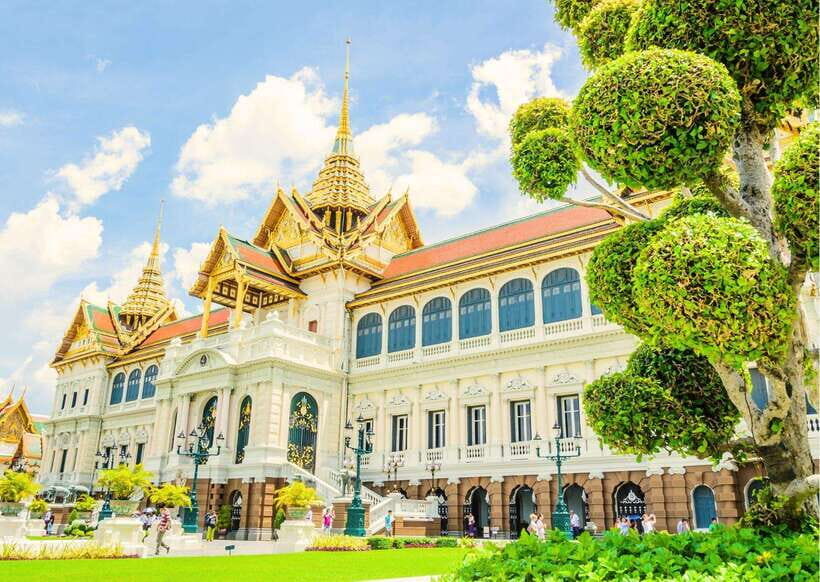 Bangkok: Grand Palace & Emerald Buddha Entry with Audioguide - The Audioguide and Museum Visits: Helpful or Letdown?