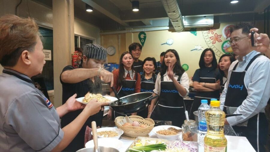 Bangkok: Half-Day Thai Cooking Class in Bangrak District - What Sets This Class Apart?
