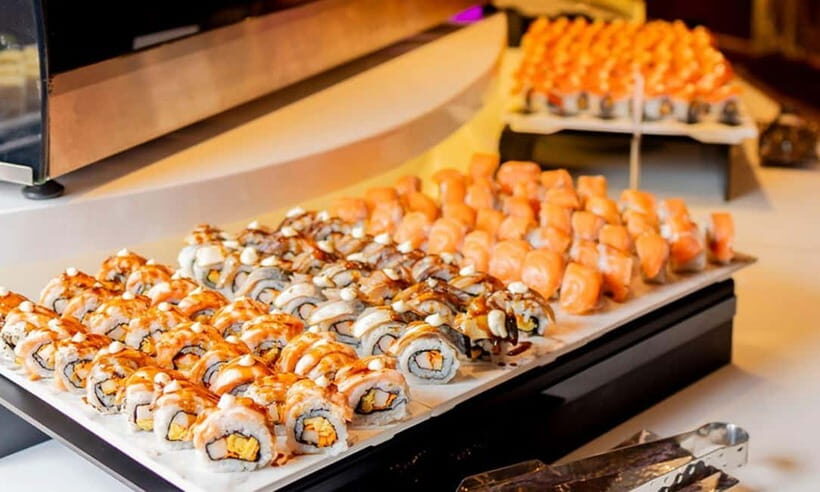 Bangkok: Luxury Dinner Cruise on Chao Phraya River - The Breakdown: What Makes This Tour Stand Out
