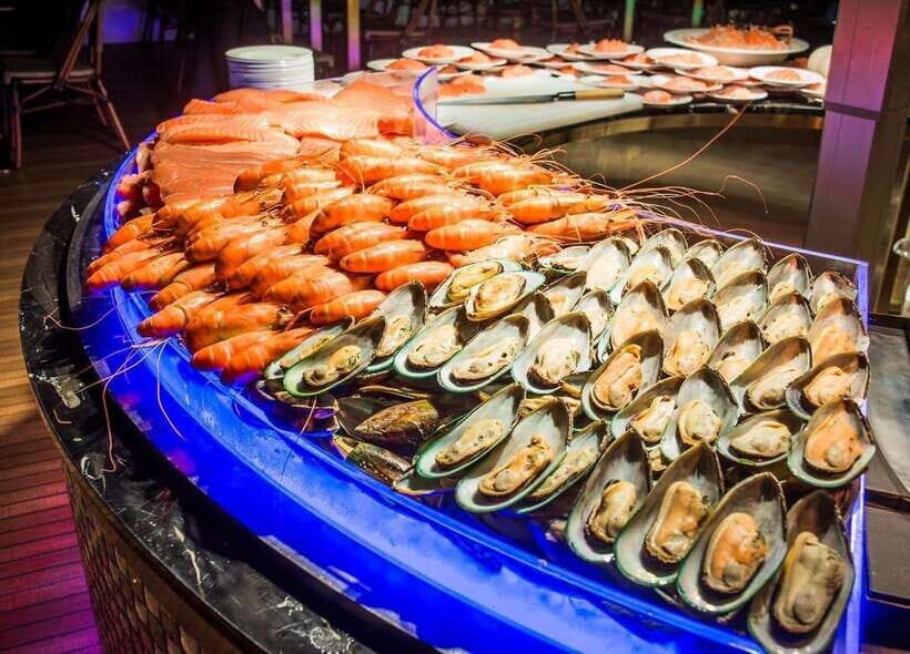 Bangkok: Royal Princess River Dinner Cruise with Live Music - The Itinerary: What Does the Route Cover?