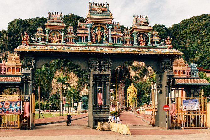 Batu Caves Private Tour with Pick-up from Kuala Lumpur - The Sum Up