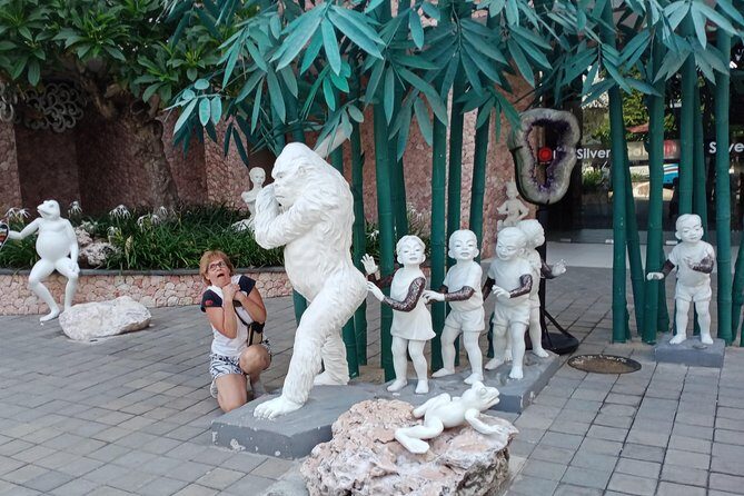 Batuan Temple Celuk Village Balinese Dance Private Guide Tour - Art, Monkeys, and Rice Terraces