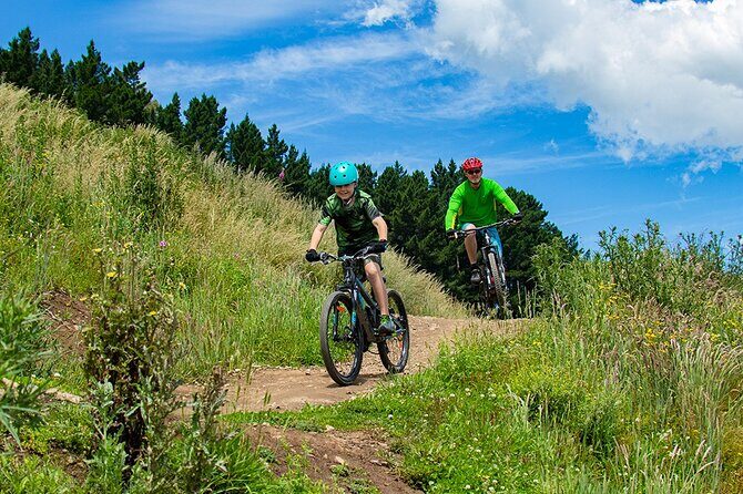 Beginner Downhill Mountain Biking Lesson in Christchurch - What the Lesson Looks Like