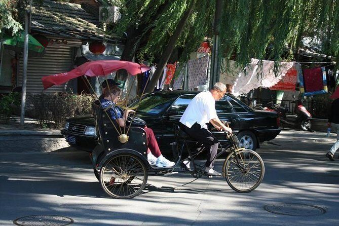 Beijing hutong rickshaw tour with homemade dumplings in family and Lama temple - Homemade Dumplings in a Local Family