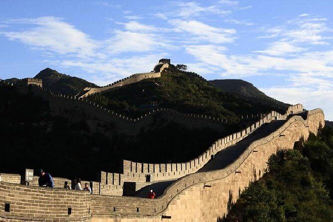 Beijing Layover Private Tour: City Highlights With Airport Transfer - The First Stop: Tiananmen Square and the Forbidden City