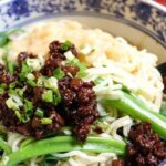 Beijing Private Food Walking Tour in Houhai Lake and Nanluoguxiang Hutong - What to Expect from the Itinerary