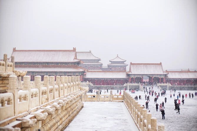 Beijing Private Tour of Forbidden City, Hutong Tour, Zhajiangmian lunch and More - Exploring the Forbidden City: The Soul of Beijing