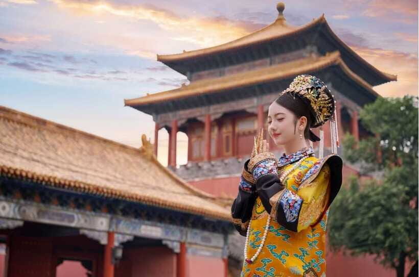 Beijing: Traditional Chinese Costume Makeover & Photo Shoot - The Itinerary Breakdown: From Outfit to Scenic Shots