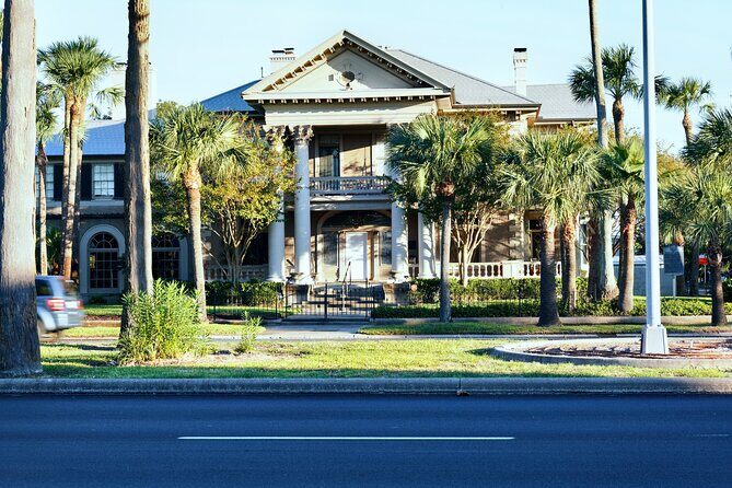 Best of Galveston Sightseeing Tour from Houston Small Group - In-Depth Look at Each Stop