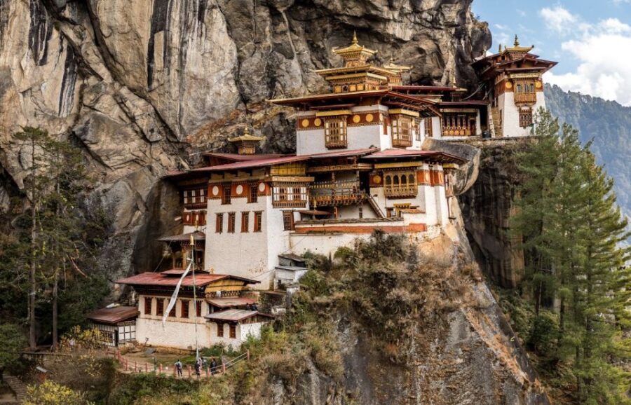 Best of Nepal & Bhutan Tourspectacular view  14 Days Tour - Crossing Borders: Transition to Bhutans Enchanting Landscape
