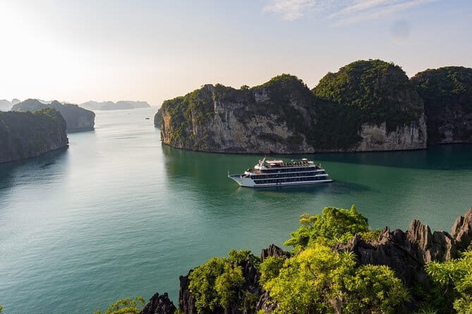 BEST SELLER Overnight Cruise in Halong Bay & Lan Ha Bay (2D1N) - Detailed Day-by-Day Breakdown