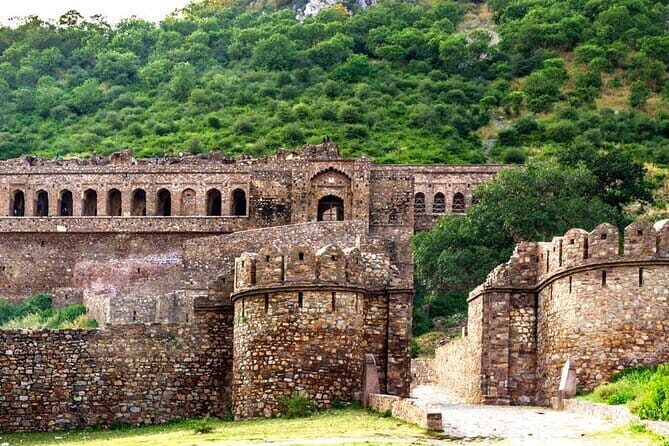 Bhangarh Fort Abhaneri and the Monkey Temple Day Trip from Jaipur - Chand Baori: An Engineering Marvel