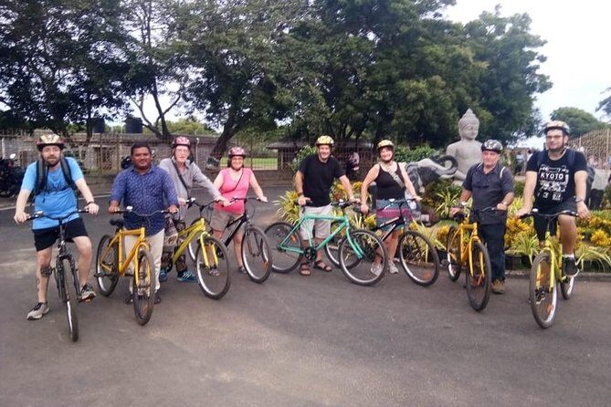 Bicycle tour in Mahabalipuram with transport from Chennai,lunch & guide - What Reviewers Say