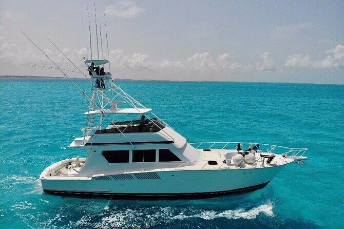 Biggest Luxury Yacht Boat Best in Cancun up to 28 pax - Authentic Experiences & Customer Feedback