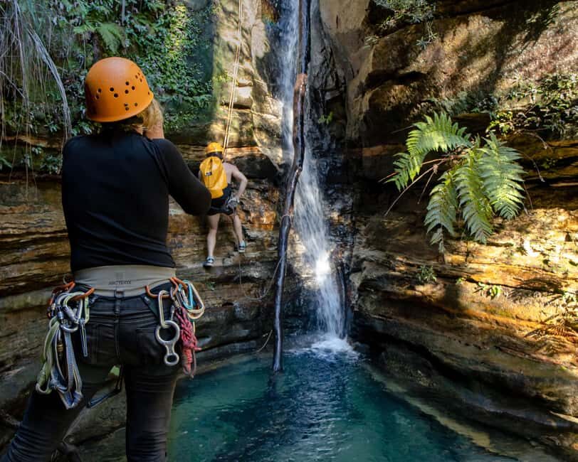 Blue Mountains: Abseiling and Juggler Canyon Adventure Tour - Lunch and Rest Break