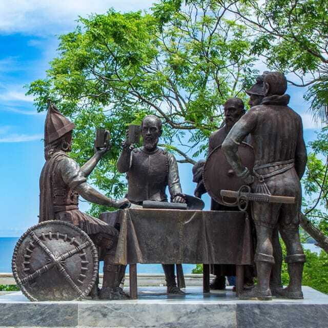 Bohol Choco Tour with Loboc River Lunch (Shared Tour) - Transportation and Group Dynamics