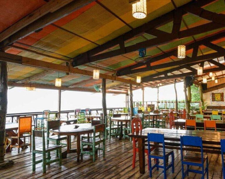 Bohol: PRIVATE Panglao Land Tour - Stop 1: Nova Shell Museum