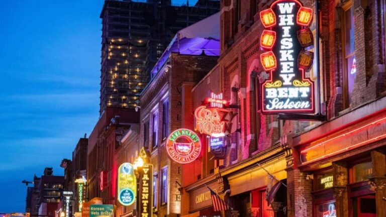 Bootleg & Barrels: A Tennessee Whiskey Tasting Experience - What You’ll Learn and Experience