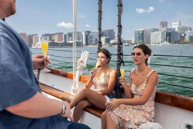 Boston: Downtown Harbor Sailing Cruise - What the Experience Looks Like