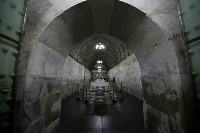 Boutique Tour: Juyongguan, Sacred Way and Dingling of Ming Tombs - Breaking Down the Itinerary
