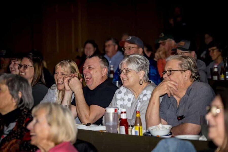 Branson: Comedy Bash Dinner Show - Practical Tips for Visitors