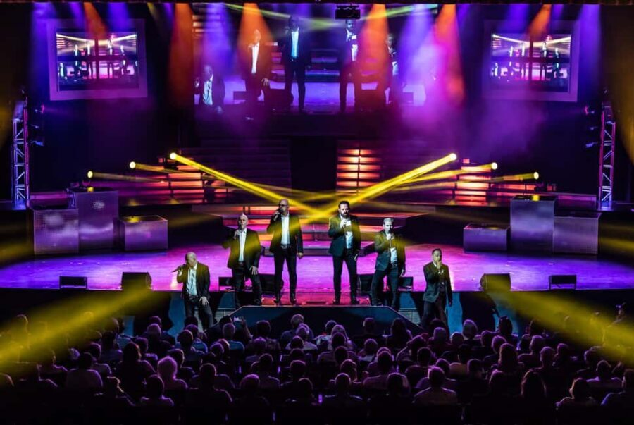 Branson: The SIX® Show Experience - Meet and Greet & Additional Touches