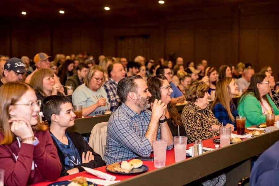 Branson: Whodunnit Hoedown Murder Mystery Dinner Show - The Break-Down of the Experience