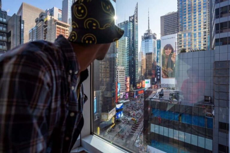 Broadway Backstage: From Times Square to Studio - Behind the Curtain – The Rehearsal Studio