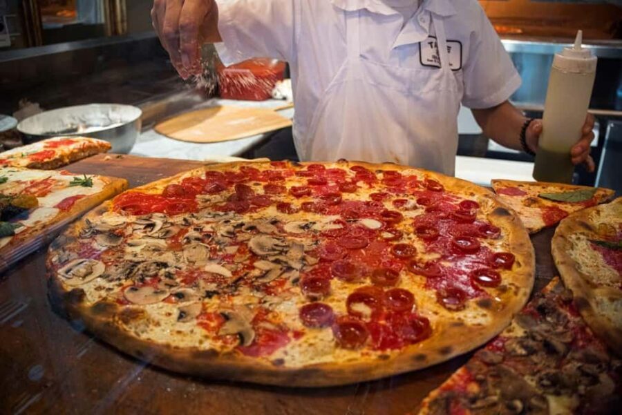 Brooklyn Food Tour of Mom-and-Pop Culinary Gems - What You’ll Taste and See Along the Way