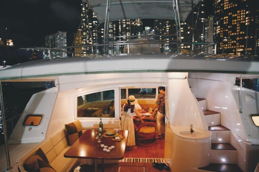 Busan: Group Sightseeing Yacht Cruise with Snacks and Drinks - The Value for Money