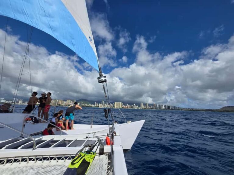 BYOB Weekend Sightseeing Sail towards Diamond Head - The Itinerary: What to Expect