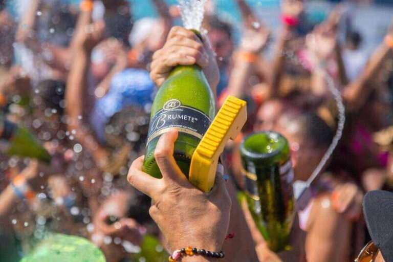 Cabo San Lucas: Adults-Only Boat Party with Drinks & Live DJ - Detailed Breakdown of the Itinerary