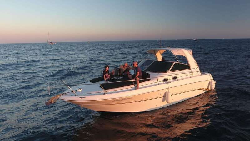 Cabo San Lucas Private Yacht Cruise with Open Bar - What Travelers Say