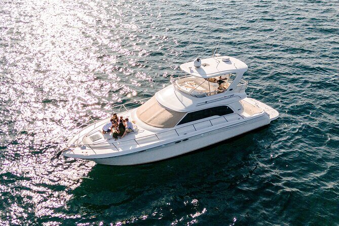 Cabo San Lucas Private Yacht with Open Bar & Snorkel - The Highlights of the Trip