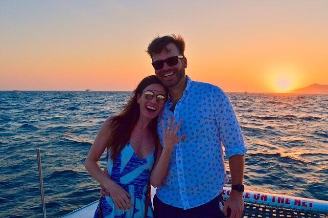 Cabo San Lucas Sunset Cruise with Unlimitted Drinks - The Experience: Joys and Considerations