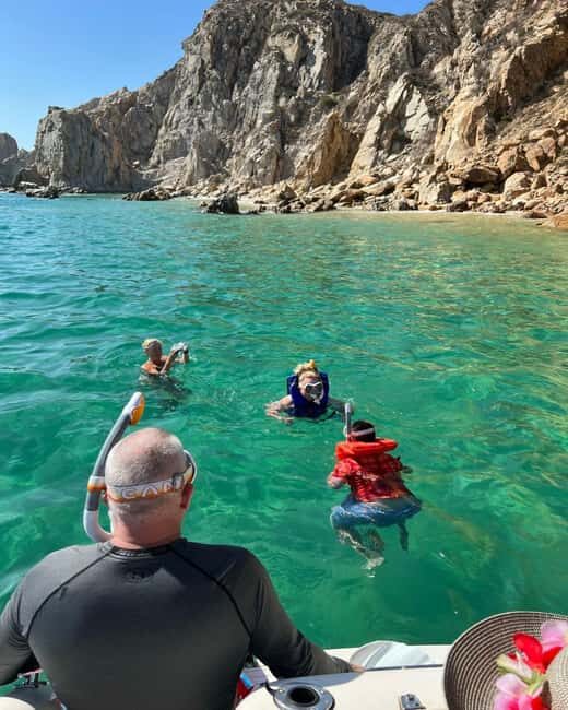 Cabo Yacht Tour  Arch, Pelican Rock, Snorkeling & Landmarks - What Makes This Tour Stand Out?