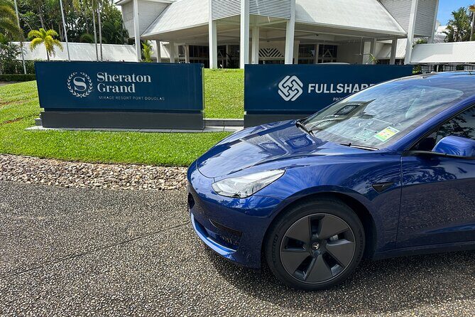 Cairns Airport to Port Douglas Private Transfer With Return - What’s Included and Not
