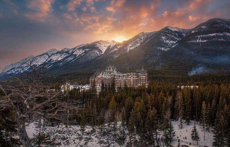 Calgary/Canmore: Lake Louise, Moraine Lake, & Banff Day Tour - Ratings and Real Travelers’ Perspectives