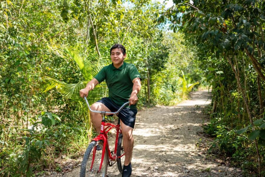 Cancun: Cenotes El Retoño entrance with transportation, lunch, and guided tour. - Authenticity and Value