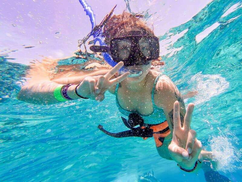 Cancun: Isla Mujeres Catamaran Tour with Open Bar of Drinks - Balancing Value and Experience
