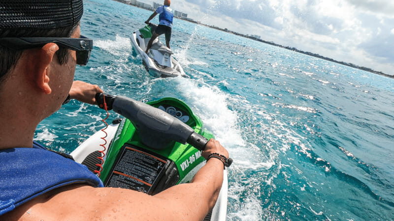 Cancun: Waverunner in Nichupte Lagoon - The Scenic and Exciting Aspects