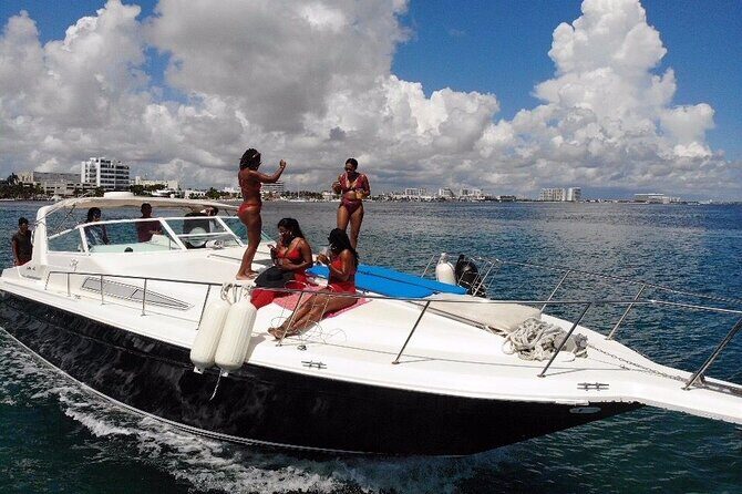 Cancun yachts rental BEATIFUL YACHT 46FT, 15 PAX MAX 25P6 - The Itinerary in Depth