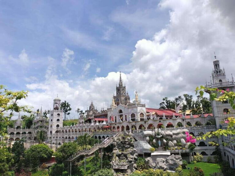 Cebu: Whale Shark Watching, Simala Church & Ka Treasure Tour