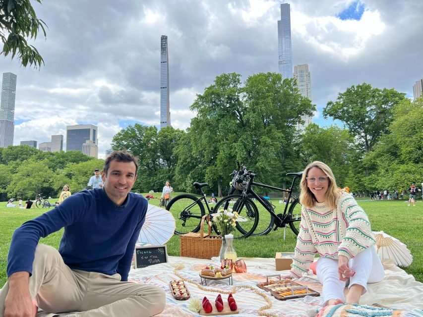 Central Park, NYC: Private Bike Tour and Luxurious Picnic - Quality and Value