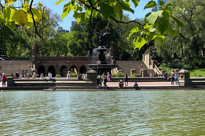 Central Park Scenic Walk with Local Guides - The Value of Guided Local Knowledge
