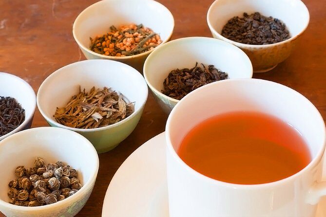 Ceylon Tea Tasting from Nuwara Eliya - Authentic Voices and Authenticity